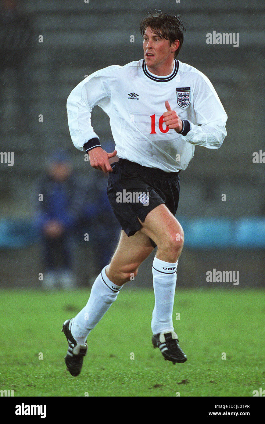 DARREN ANDERTON ENGLAND & TOTTENHAM HOTSPUR FC STADE DEL ALPI TURIN ...