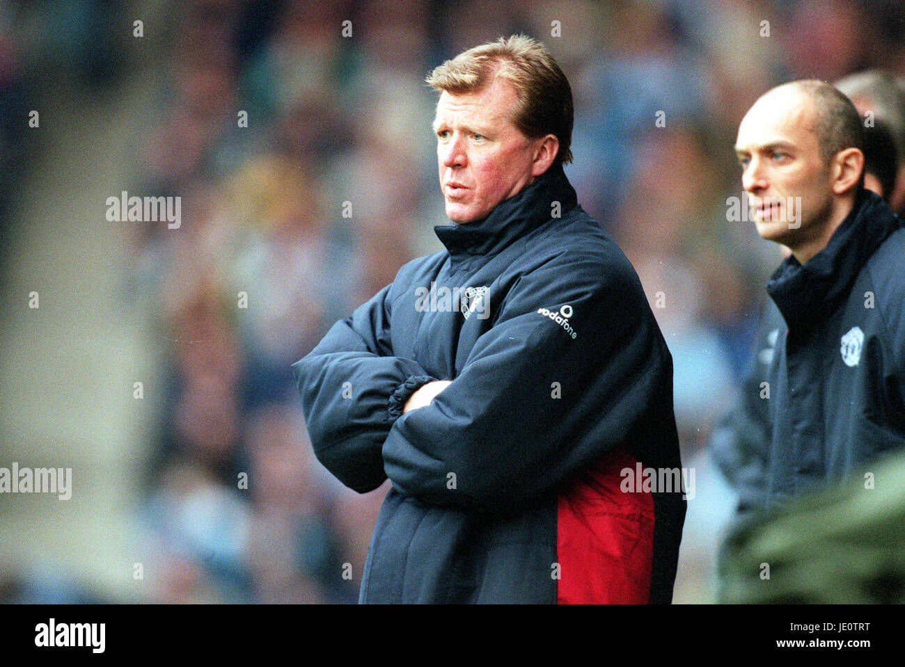 STEVE MCCLAREN MANCHESTER UTD ASSISTANT COACH 18 November 2000 Stock ...