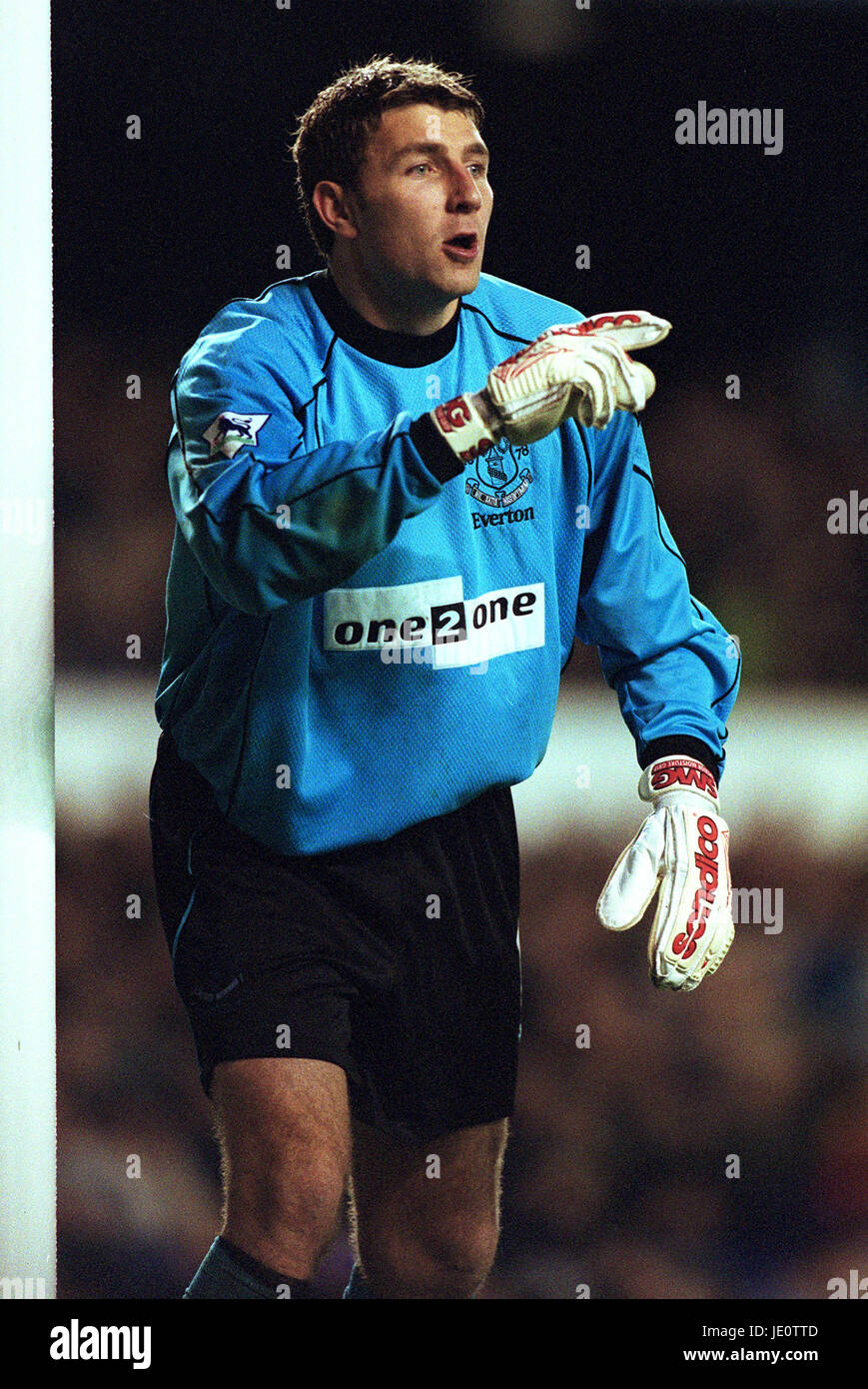 PAUL GERRARD EVERTON FC GOODISON PARK LIVERPOOL LIVERPOOL ENGLAND 18 ...