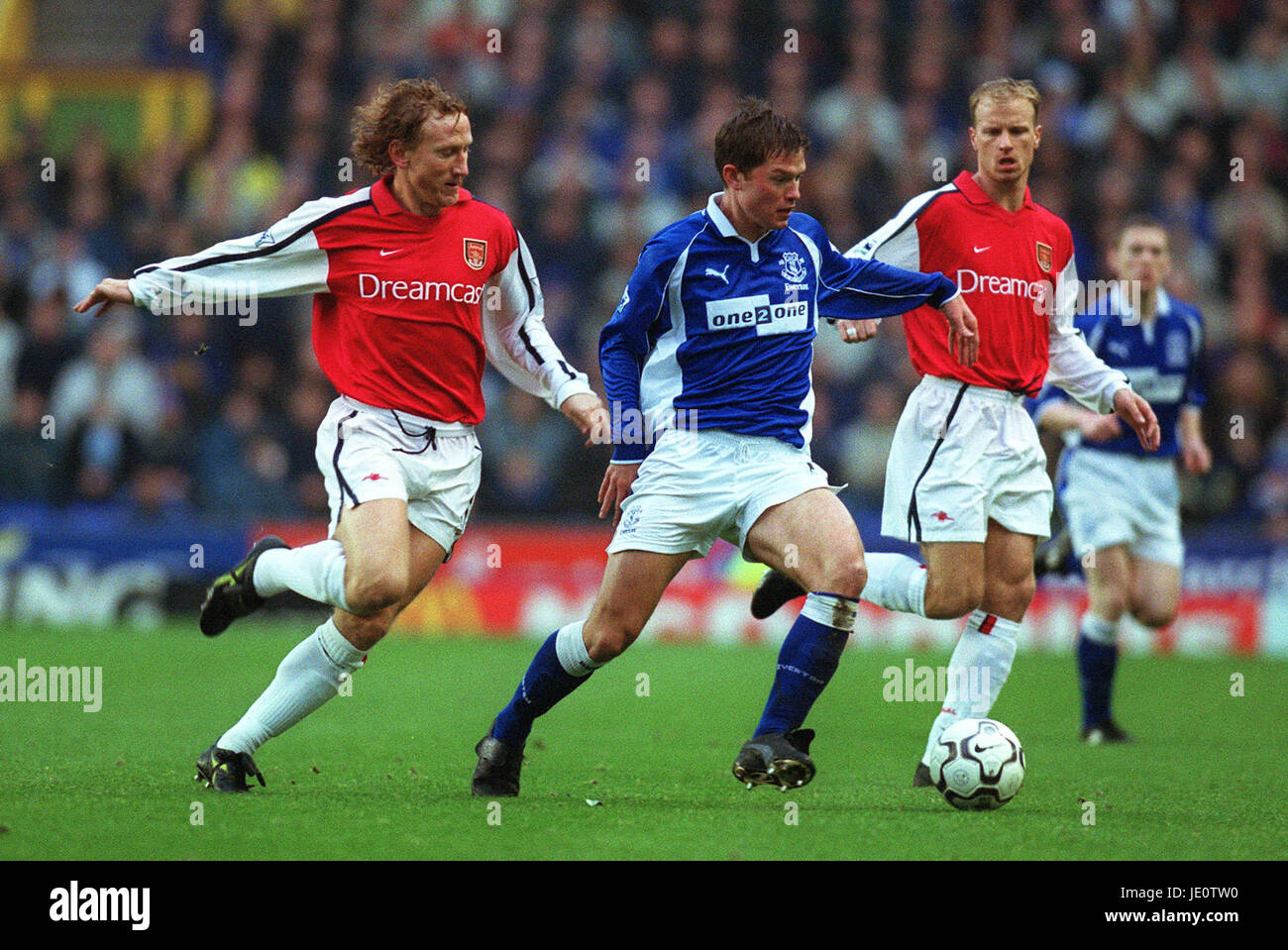 STEPHEN HUGHES & RAY PARLOUR EVERTON V ARSENAL GOODISON PARK LIVERPOOL ...