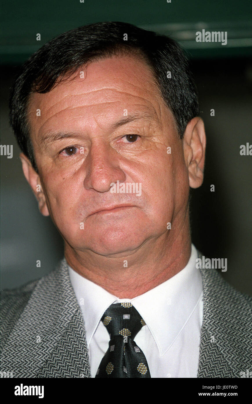 ENRIQUE MEZA MEXICO FOOTBALL COACH MEMORIAL COLISEUM LOS ANGELES USA 25 ...