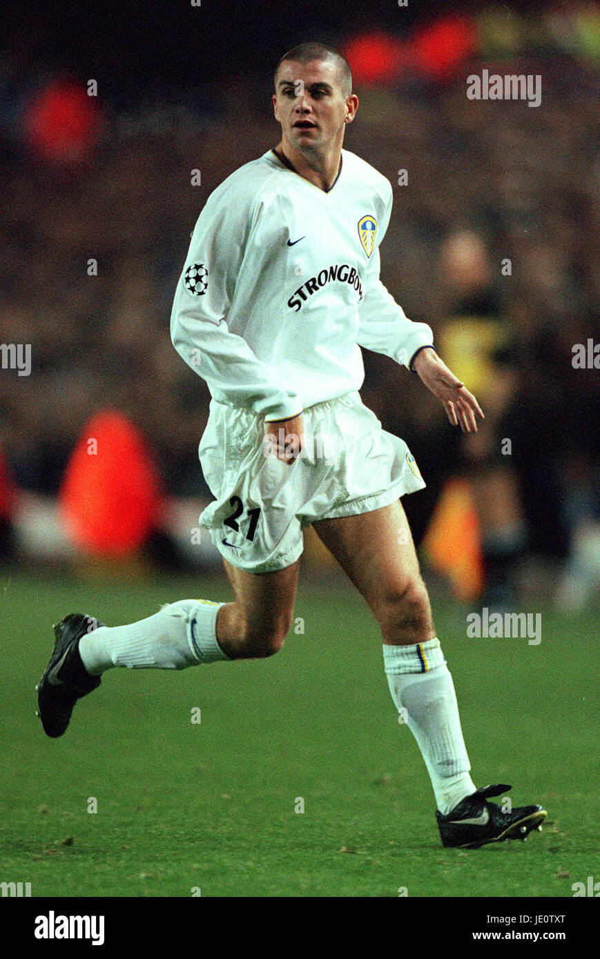 DOMINIC MATTEO LEEDS UNITED FC LEEDS ELLAND ROAD 22 November 2000 Stock ...
