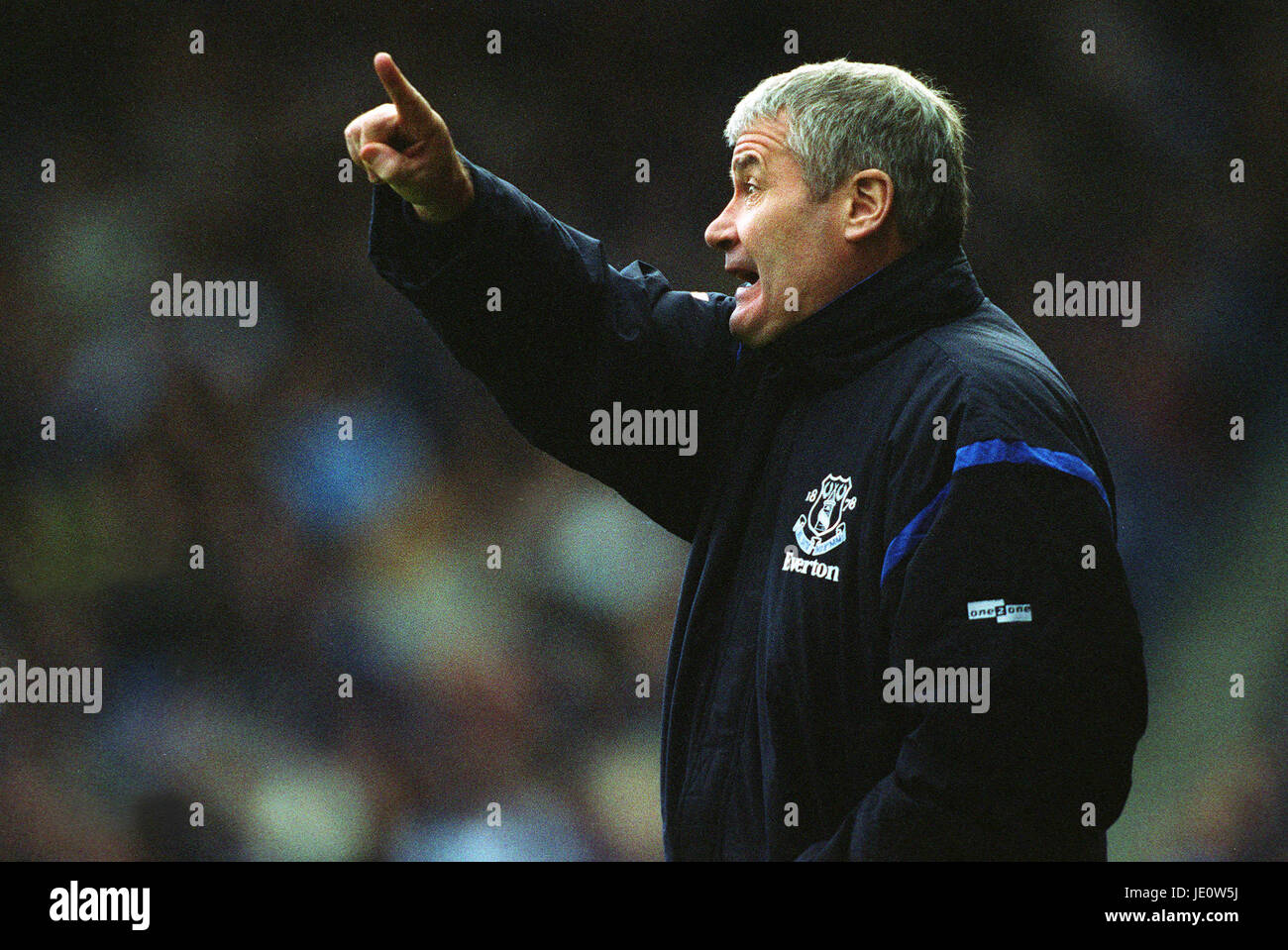 Archie knox everton hi-res stock photography and images - Alamy