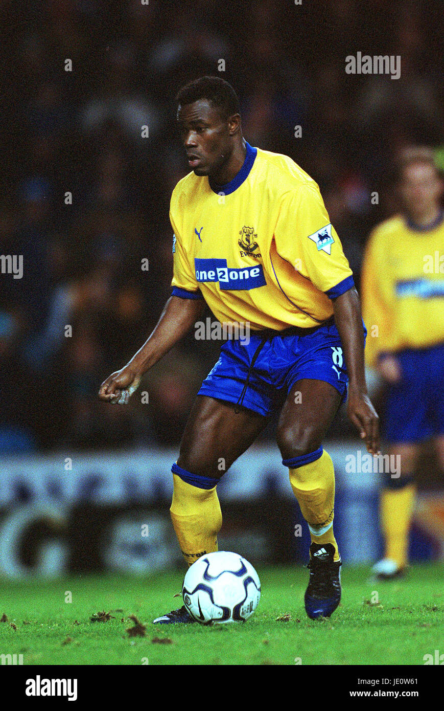 ALEX NYARKO EVERTON FC 26 September 2000 Stock Photo - Alamy