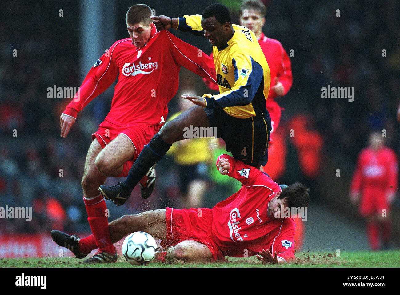 VIEIRA GERRARD & MARKUS BABBEL LIVERPOOL V ARSENAL LIVERPOOL ANFIELD 23 ...