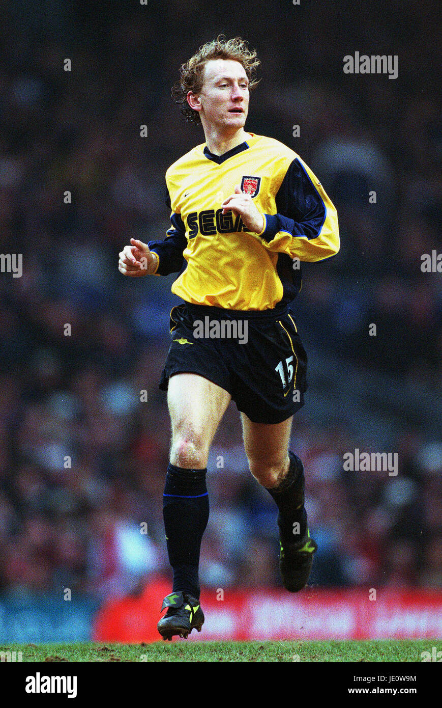 RAY PARLOUR ENGLAND & ARSENAL FC LIVERPOOL ANFIELD 23 December 2000 ...