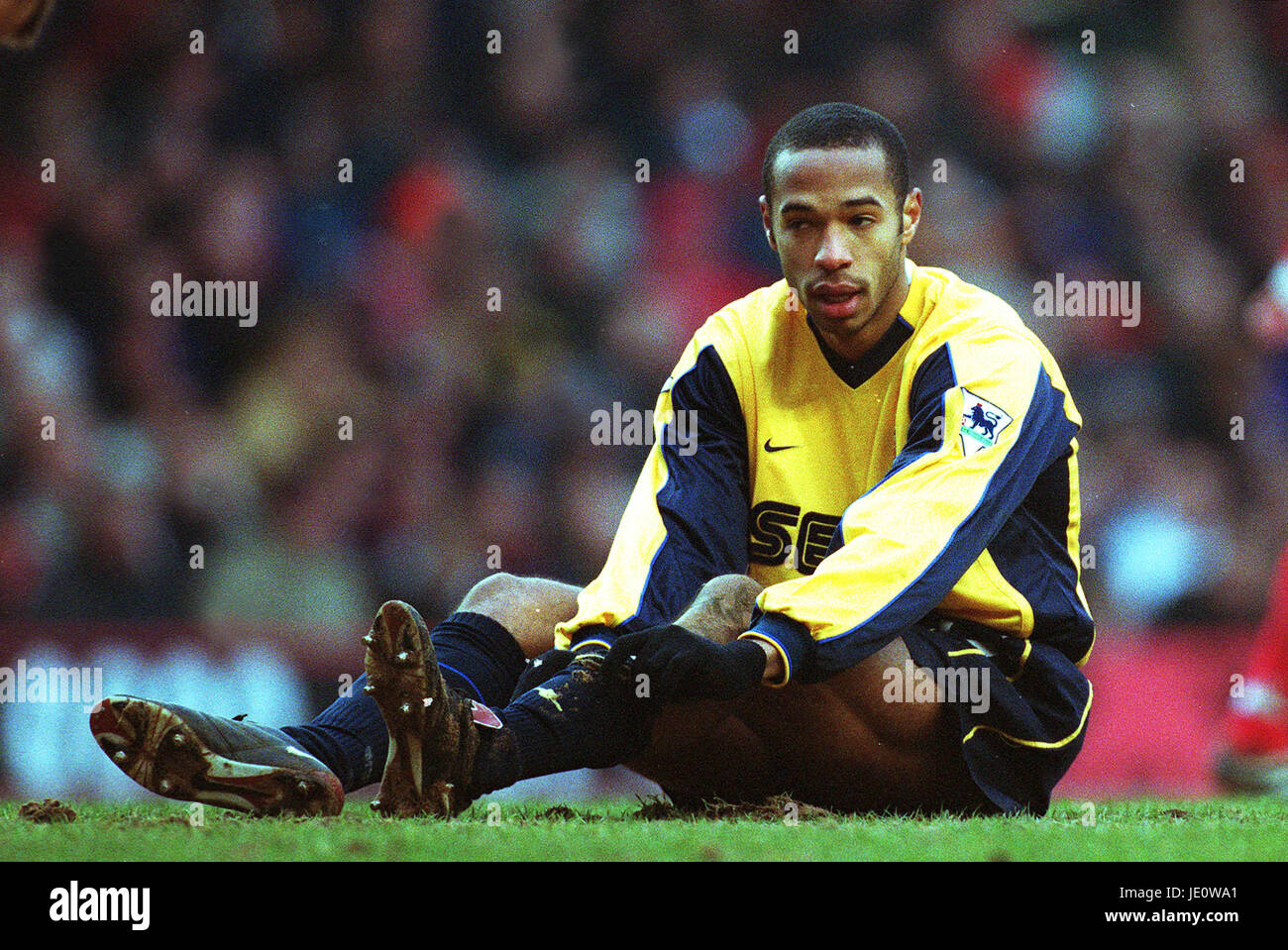 THIERRY HENRY ARSENAL FC LIVERPOOL ANFIELD 23 December 2000 Stock Photo ...