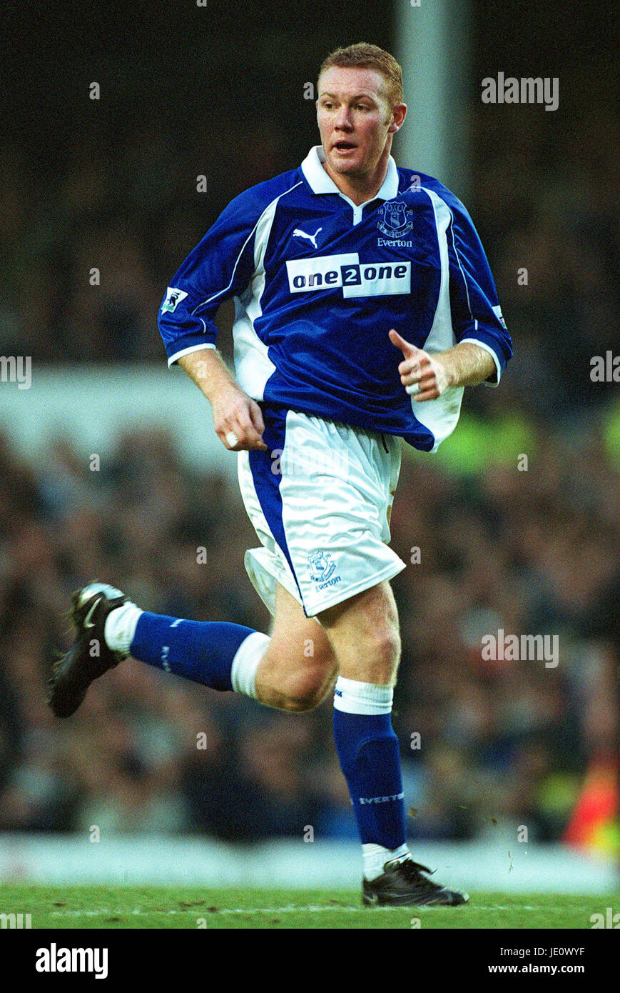 18 november 2001 hi-res stock photography and images - Alamy