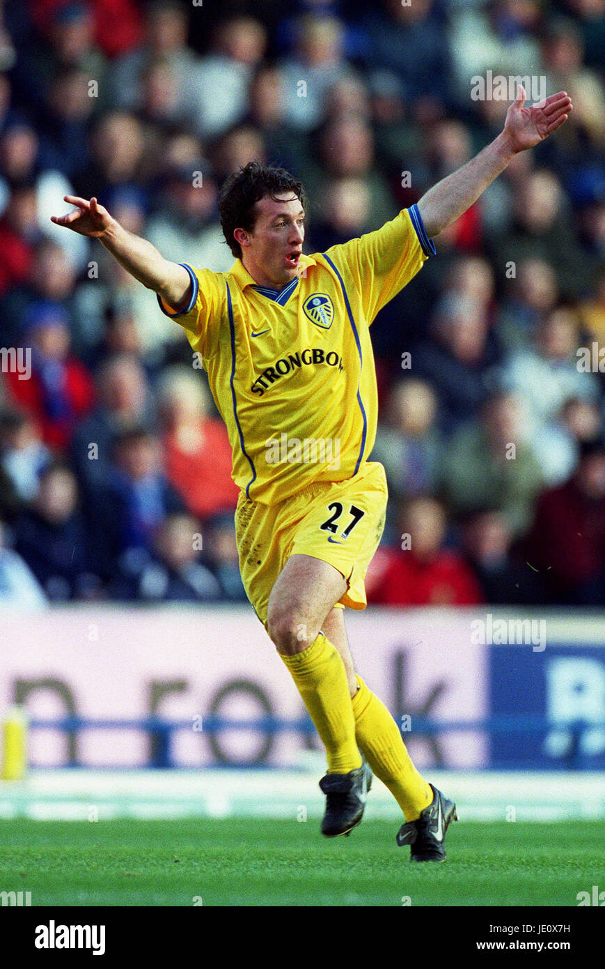Robbie fowler 2001 hi-res stock photography and images - Alamy