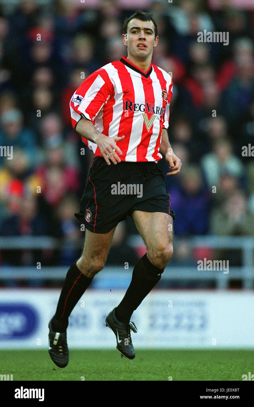 GAVIN MCCANN SUNDERLAND FC SUNDERLAND STADIUM OF LIGHT SUNDERLAND 09 ...