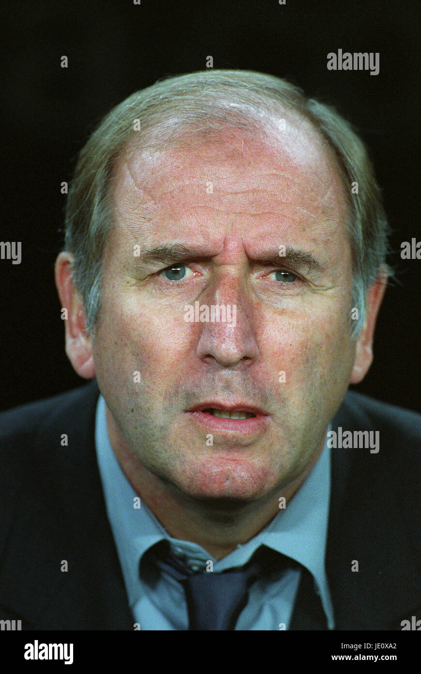 CARLES REXACH FC BARCELONA HEAD COACH NOU CAMP BARCELONA 05 December ...