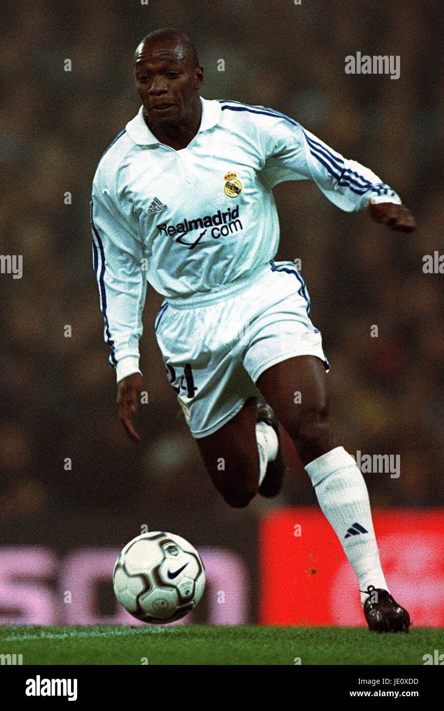 CLAUDE MAKELELE REAL MADRID CF BERNABEU MADRID 01 December 2001 Stock ...