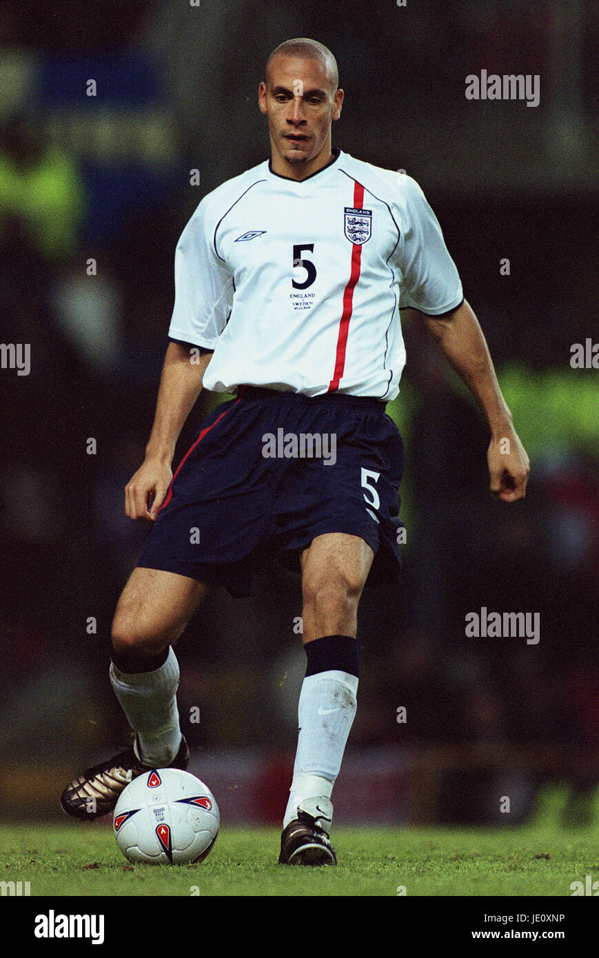 RIO FERDINAND ENGLAND & LEEDS UNITED FC OLD TRAFFORD MANCHESTER ENGLAND ...