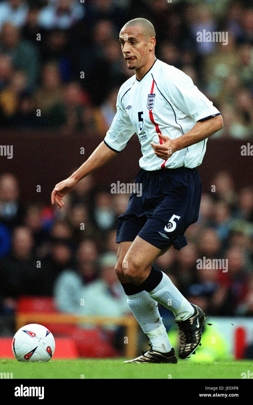 RIO FERDINAND ENGLAND & LEEDS UNITED FC OLD TRAFFORD MANCHESTER ENGLAND ...