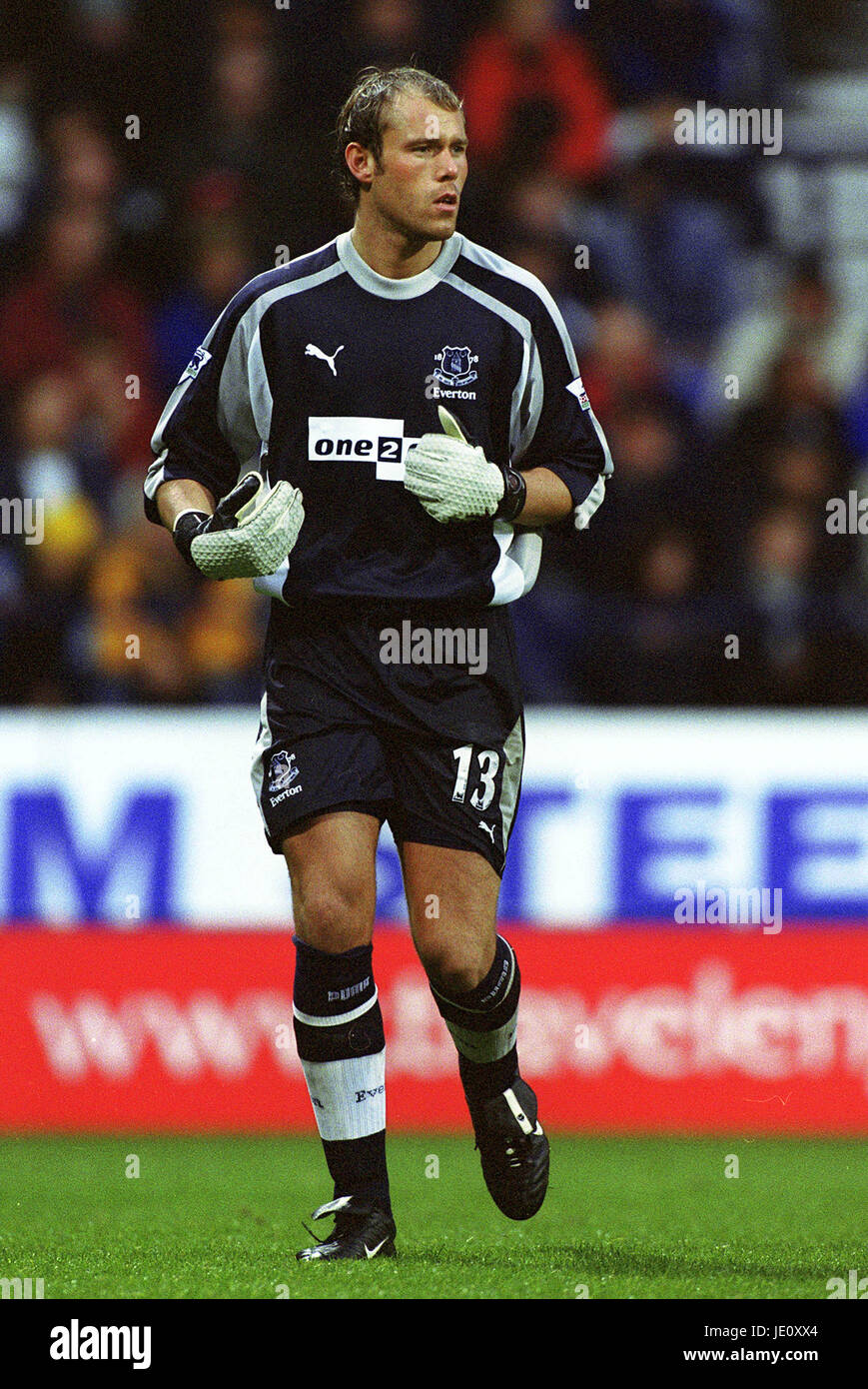 STEVE SIMONSEN EVERTON FC REEBOK STADIUM BOLTON 03 November 2001 Stock ...