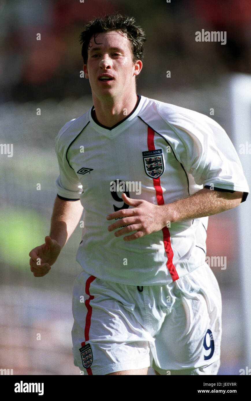 ROBBIE FOWLER ENGLAND & LIVERPOOL FC MANCHESTER ENGLAND OLD TRAFFORD 06 ...