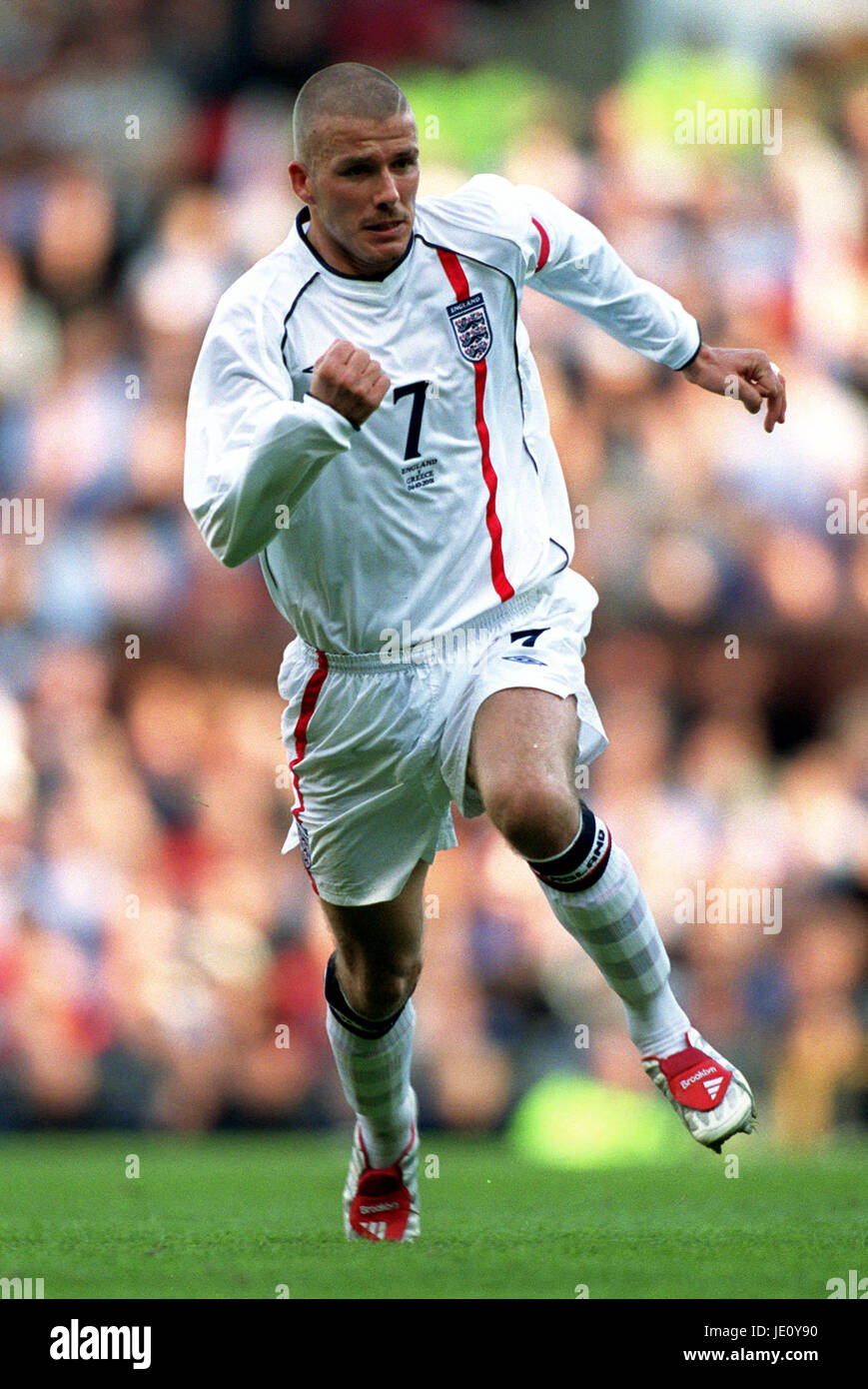 DAVID BECKHAM ENGLAND & MANCHESTER UNITED FC MANCHESTER ENGLAND OLD ...