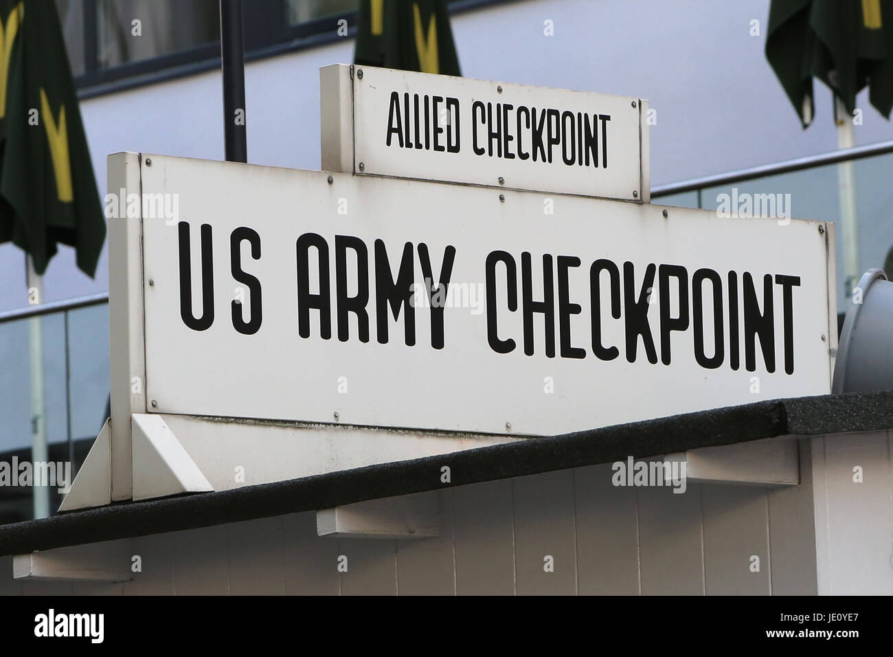 Allied checkpoint famous checkpoint charlie hi-res stock photography ...