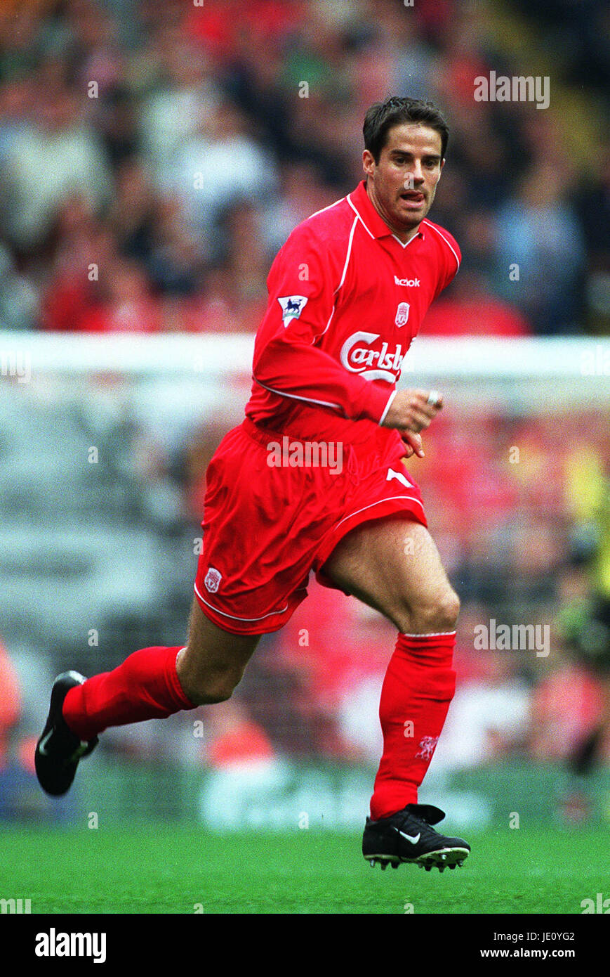 JAMIE REDKNAPP LIVERPOOL FC ANFIELD LIVERPOOL 13 October 2001 Stock ...