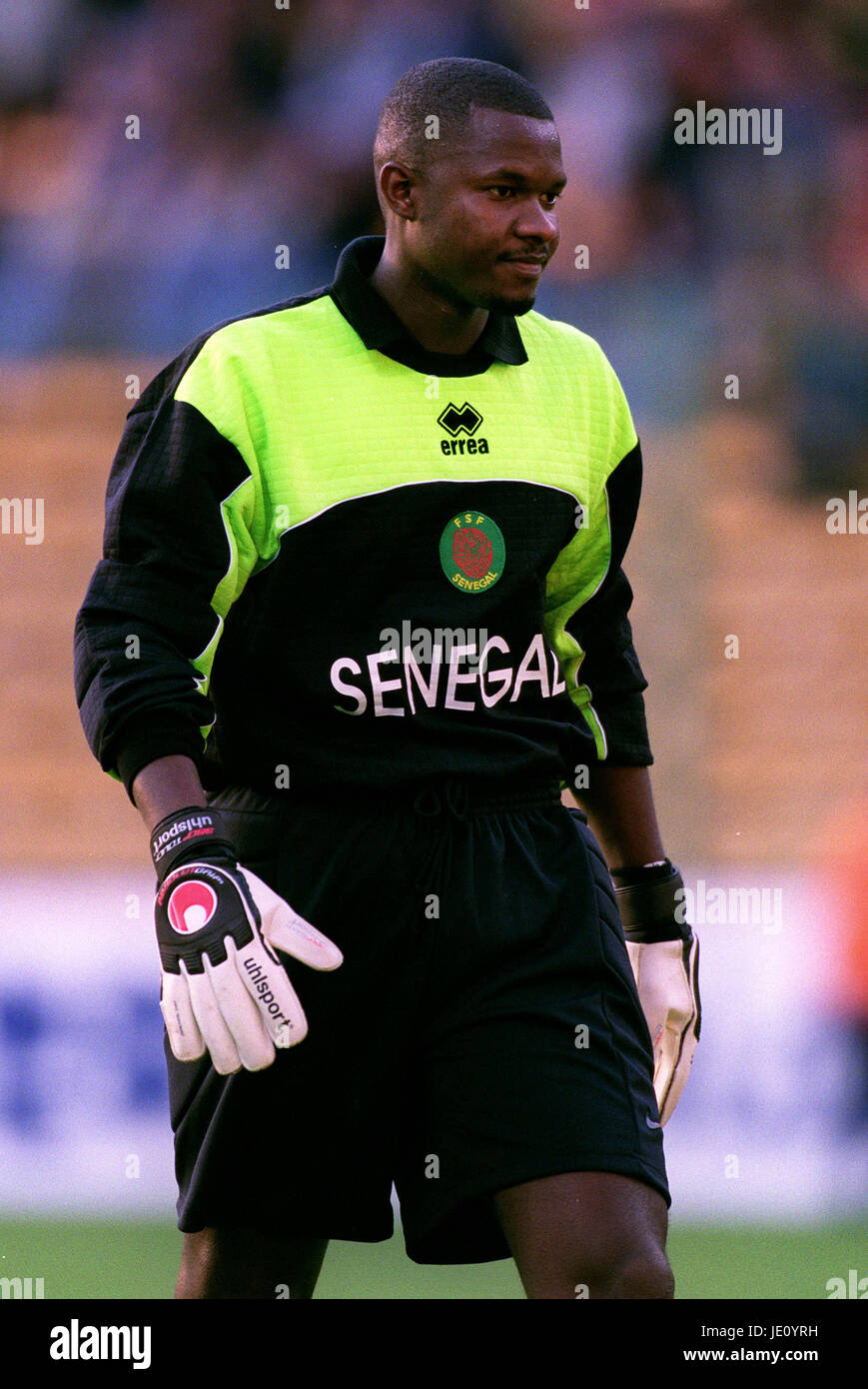 TONY MARIO SYLVA SENEGAL LENS LENS FRANCE 04 October 2001 Stock Photo ...