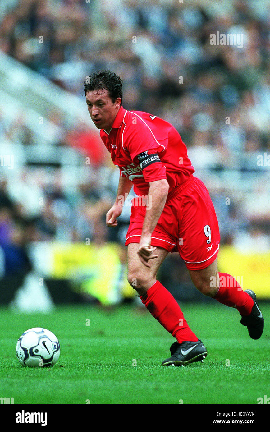 ROBBIE FOWLER LIVERPOOL FC ST.JAMES PARK NEWCASTLE 30 September 2001 ...