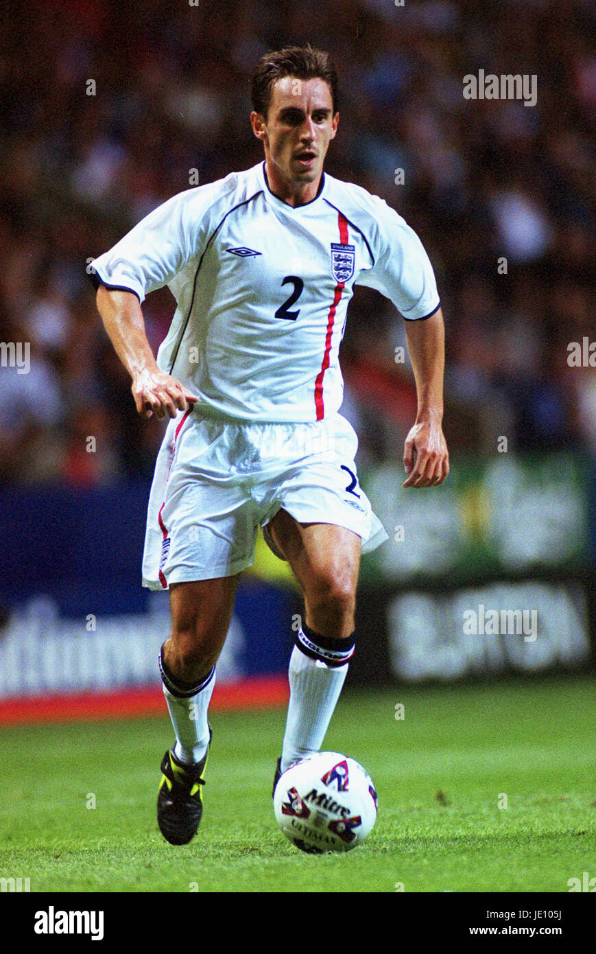 GARY NEVILLE ENGLAND & MANCHESTER UNITED FC ST JAMES PARK NEWCASTLE ...