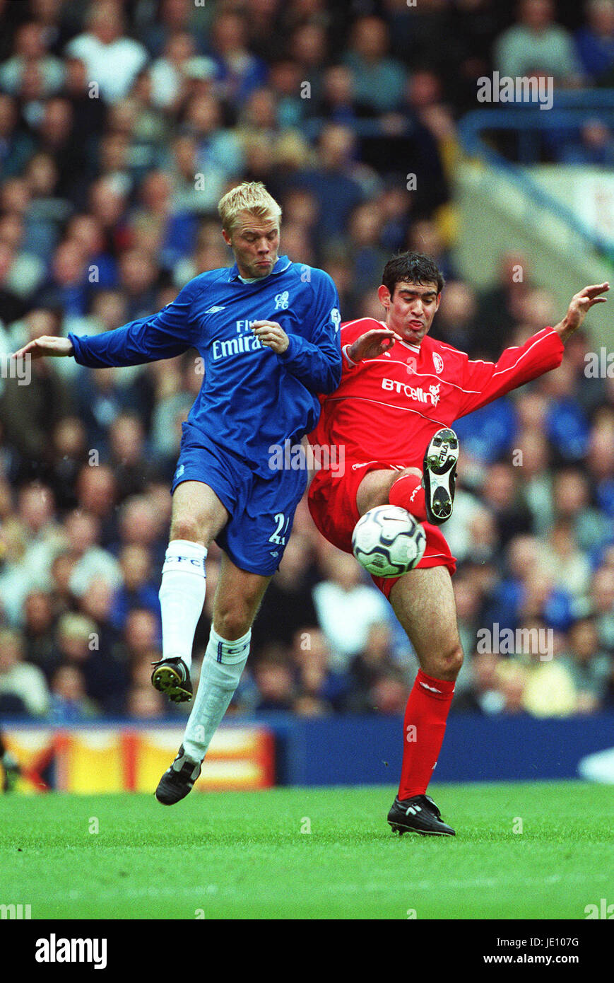 Chelsea eidur gudjohnsen 2001 hi-res stock photography and images - Alamy