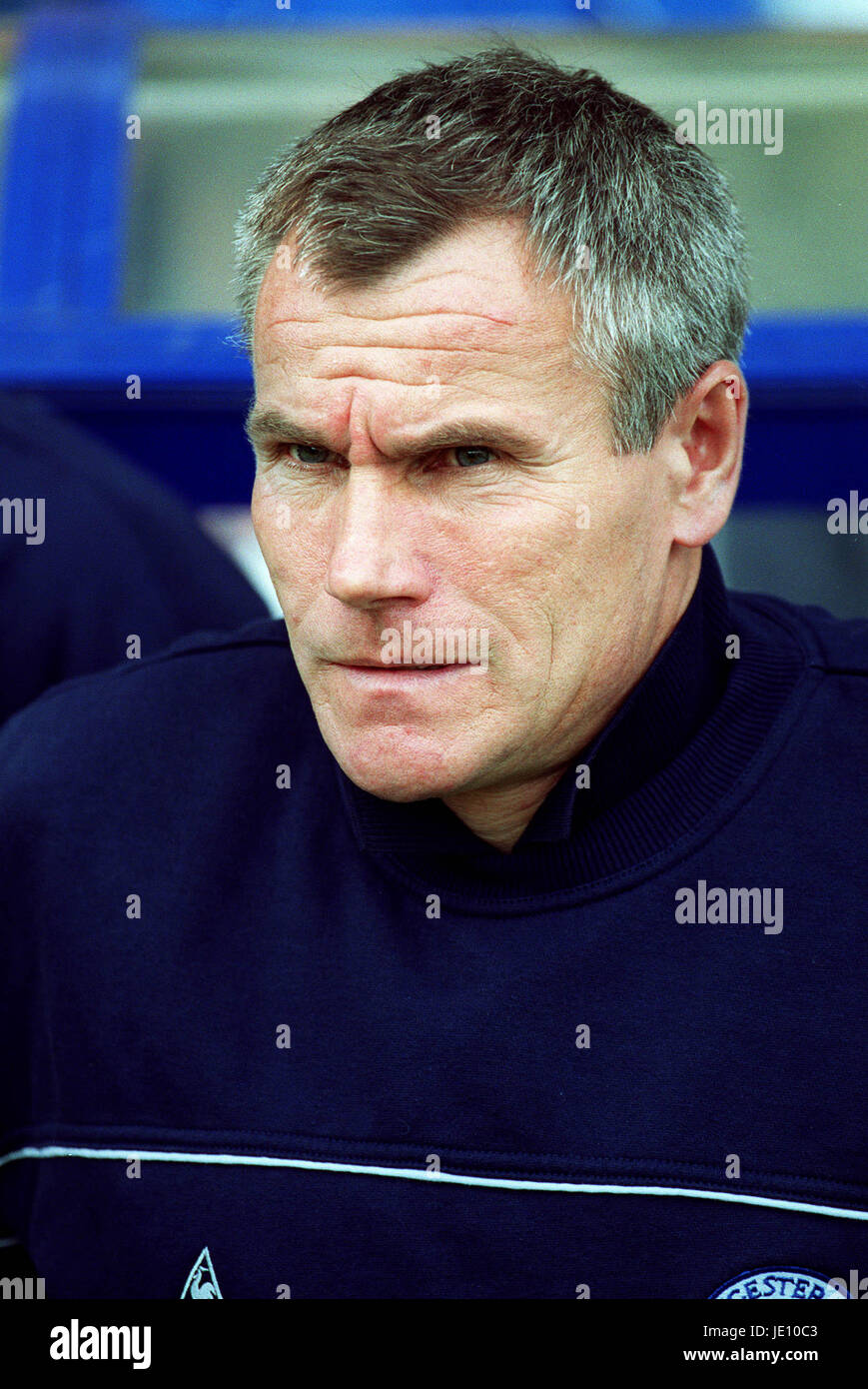 PETER TAYLOR LEICESTER CITY FC MANAGER 22 September 2001 Stock Photo ...