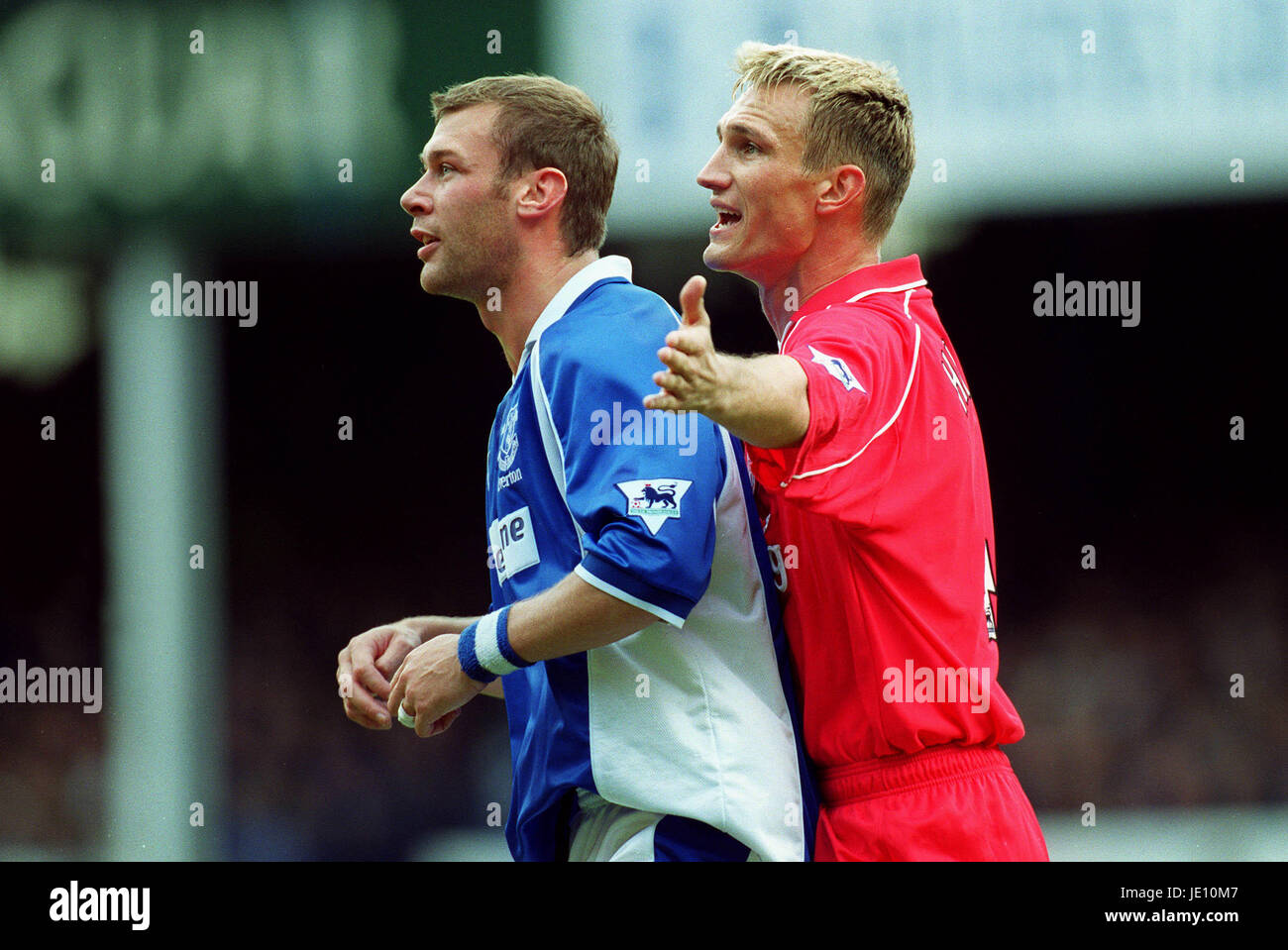 Duncan ferguson everton 2001 hi-res stock photography and images - Alamy