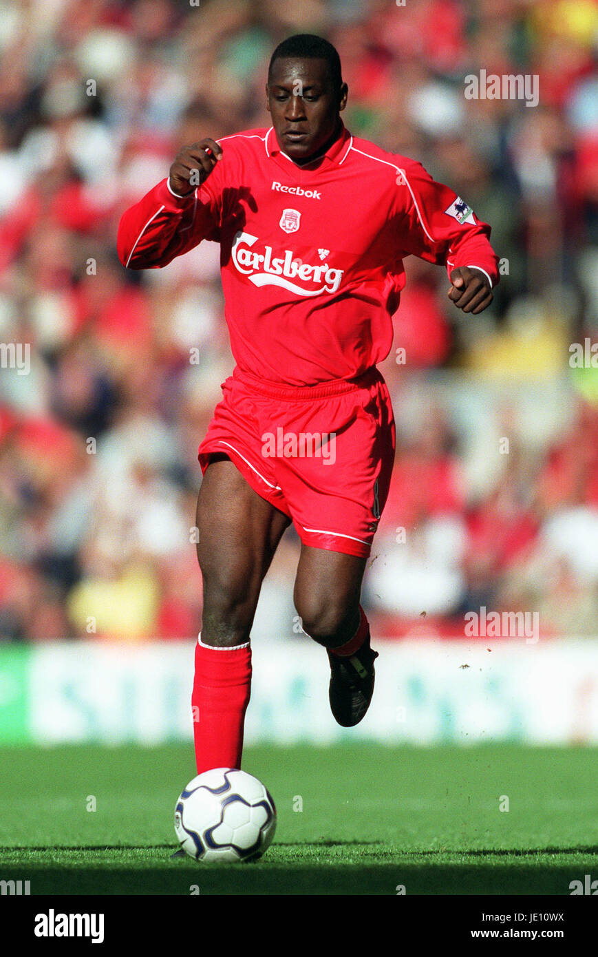 Emile heskey, liverpool 2001 hi-res stock photography and images - Alamy