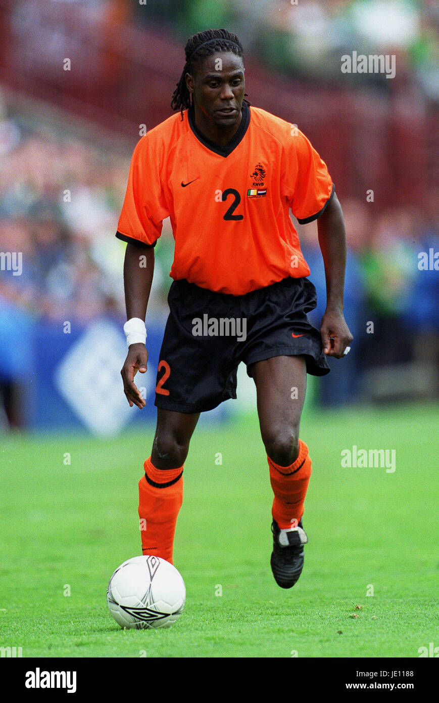 MARIO MELCHIOT HOLLAND & CHELSEA FC LANSDOWNE ROAD DUBLIN IRELAND 01 ...