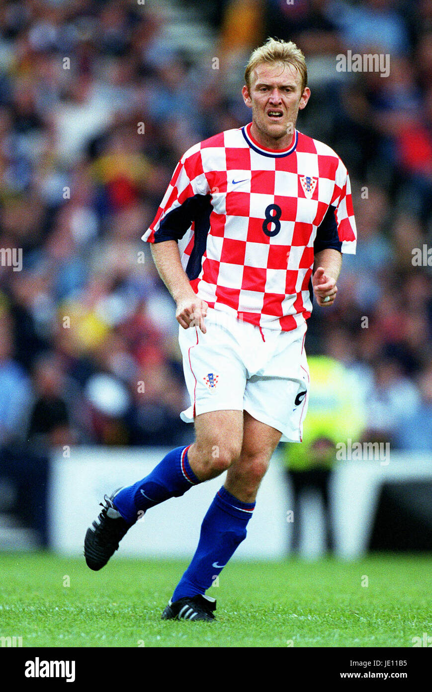 ROBERT PROSINECKI CROATIA & PORTSMOUTH HAMPDEN PARK GLASGOW 01 ...