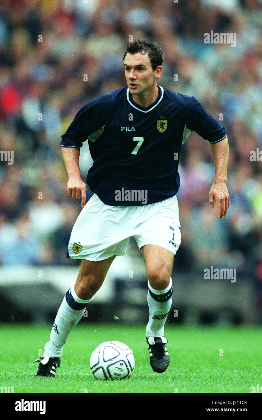 CHRISTIAN DAILLY SCOTLAND & WEST HAM UNITED FC HAMPDEN PARK GLASGOW 01 ...