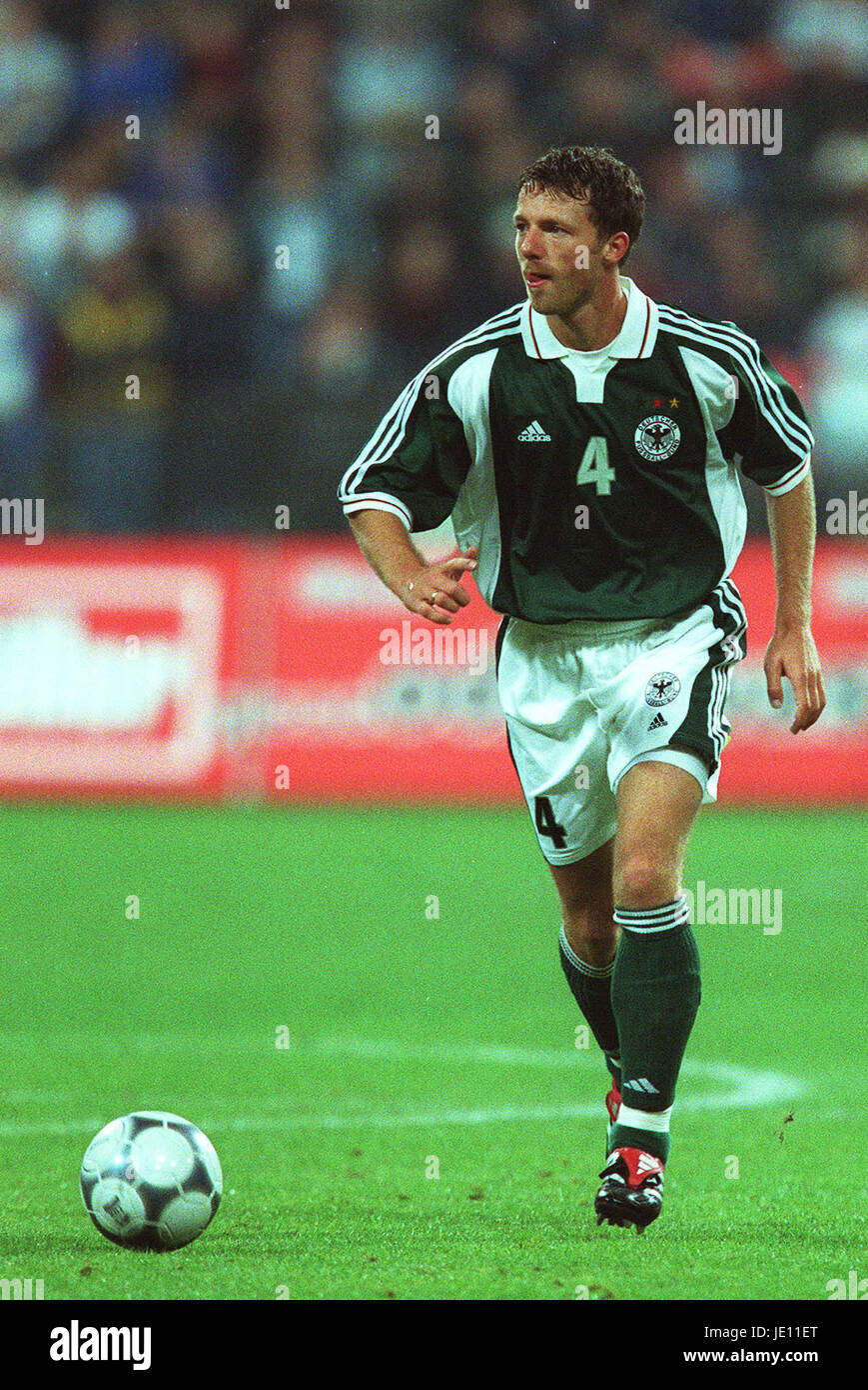 THOMAS LINKE GERMANY MUNICH OLYMPIC STADIUM MUNICH 01 September 2001 ...