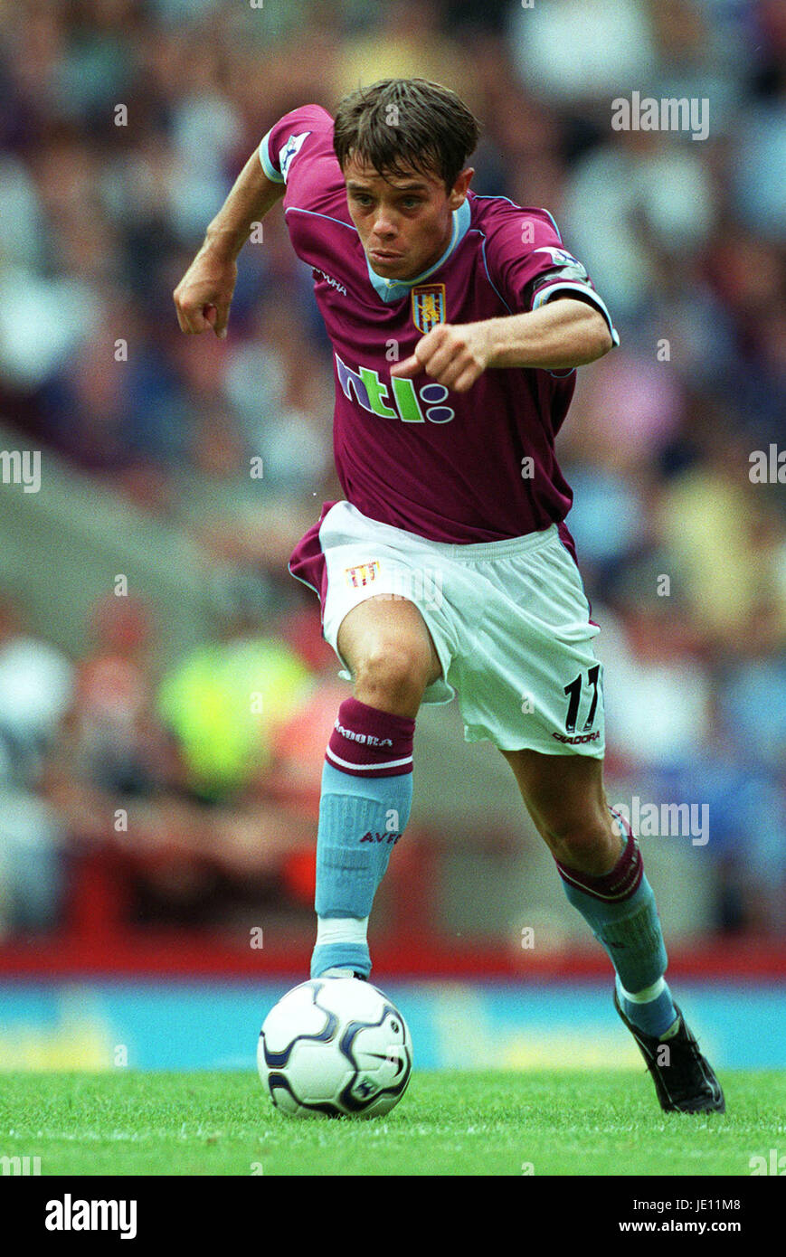 Lee hendrie 2001 hi-res stock photography and images - Alamy