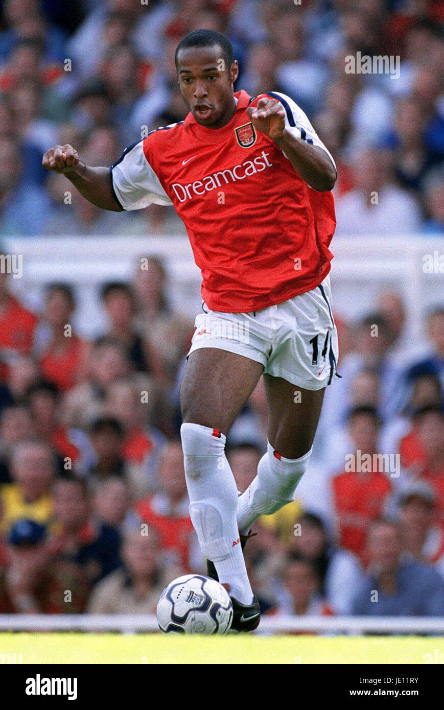 Thierry henry 2001 hi-res stock photography and images - Alamy