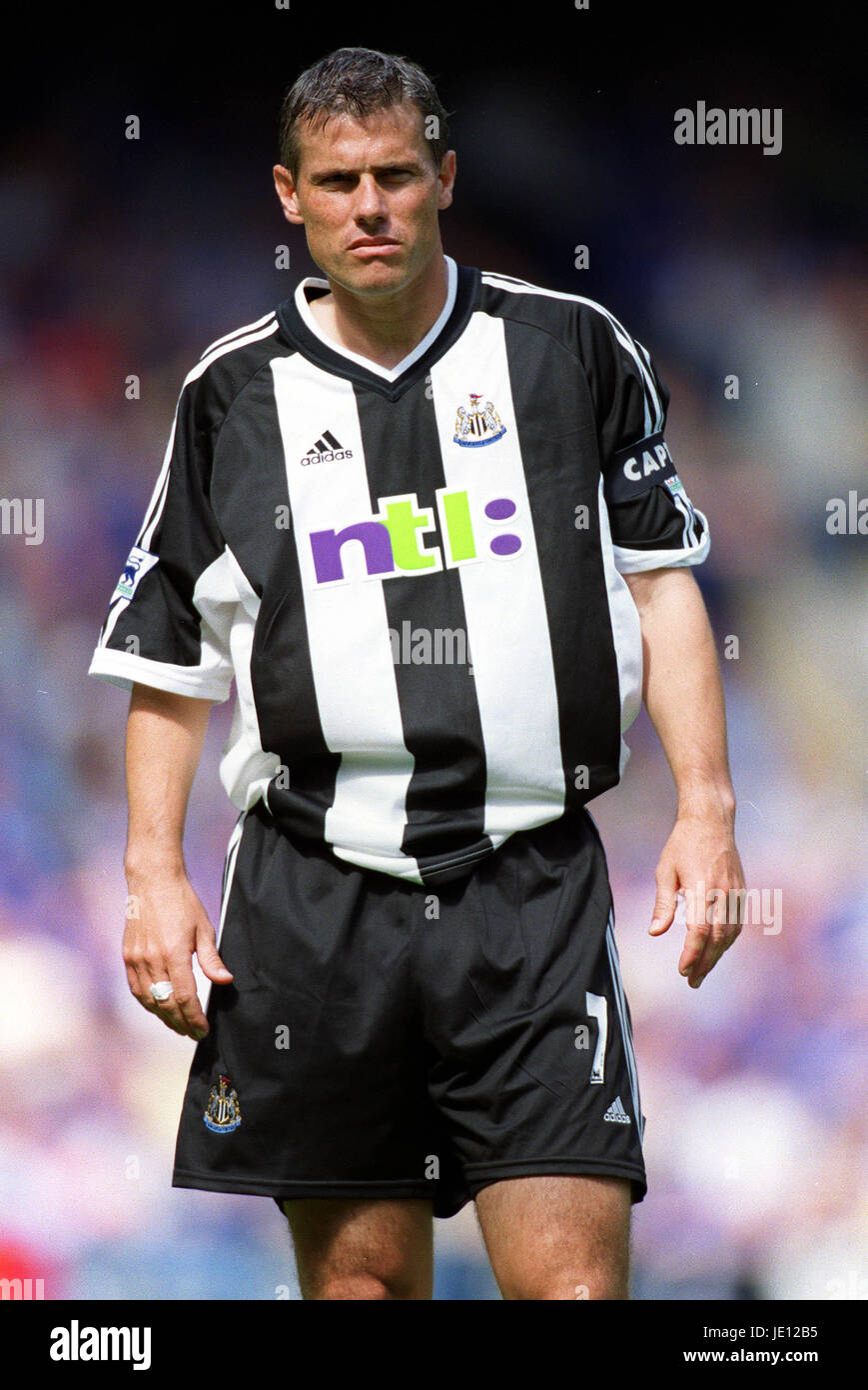 ROBERT LEE NEWCASTLE UNITED FC 19 August 2001 Stock Photo - Alamy