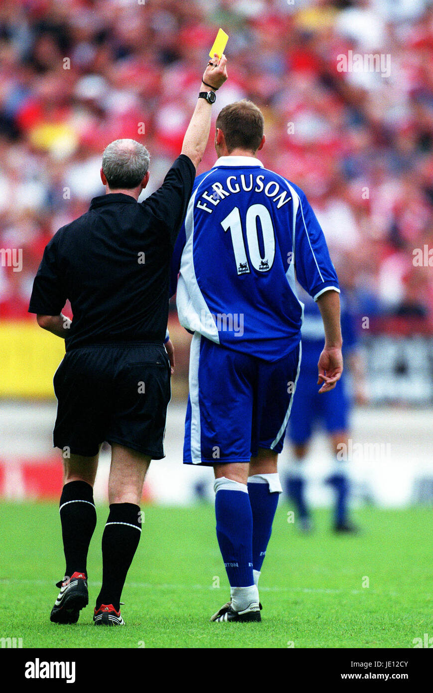 Duncan ferguson everton 2001 hi-res stock photography and images - Alamy