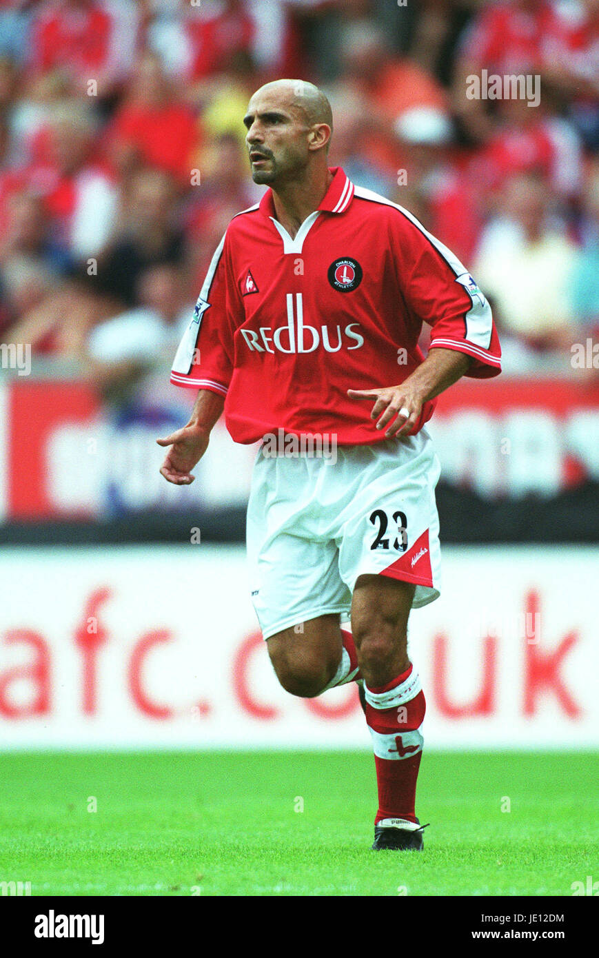 Gavin peacock charlton hi-res stock photography and images - Alamy