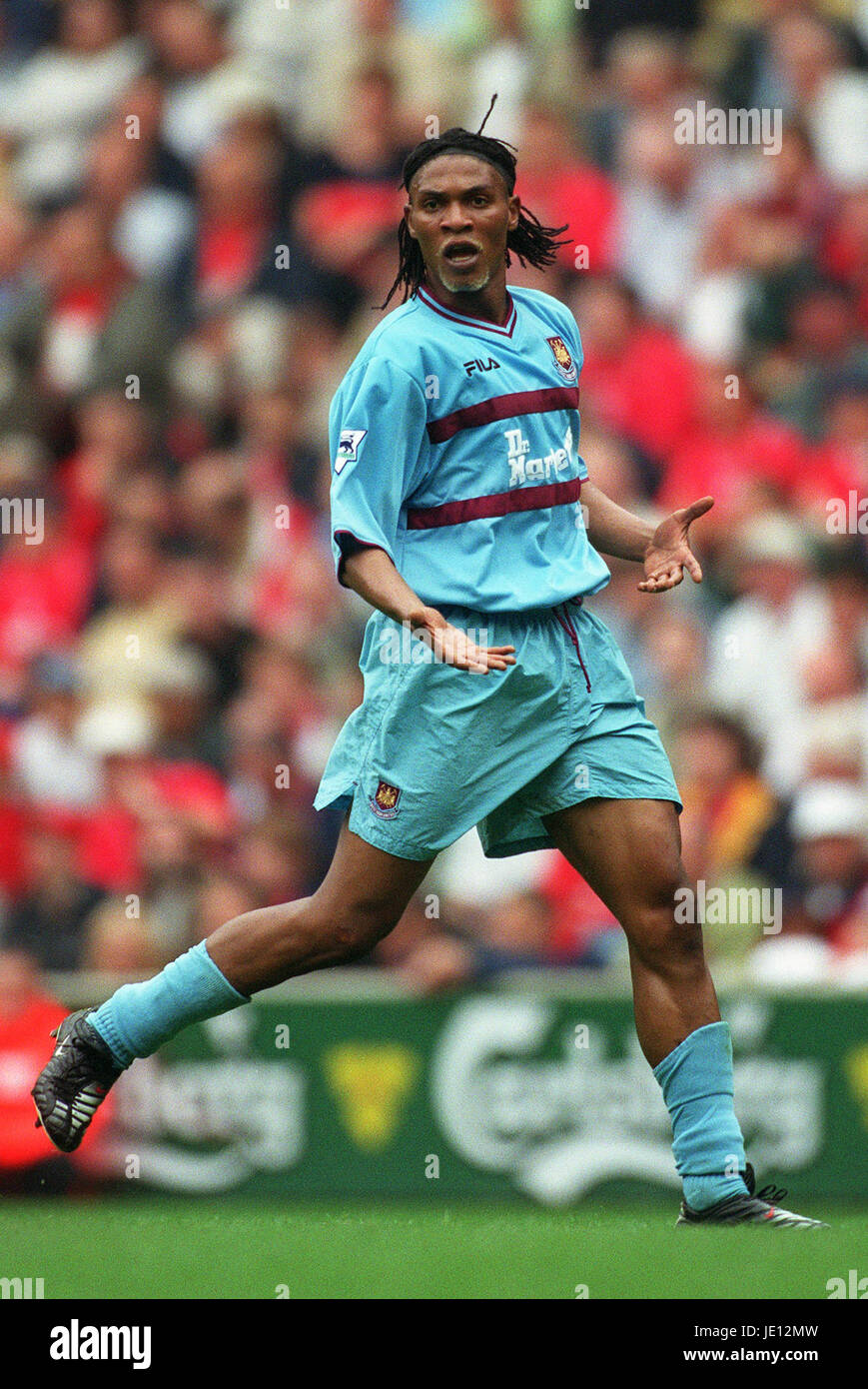 Rigobert Song Liverpool High Resolution Stock Photography and Images ...
