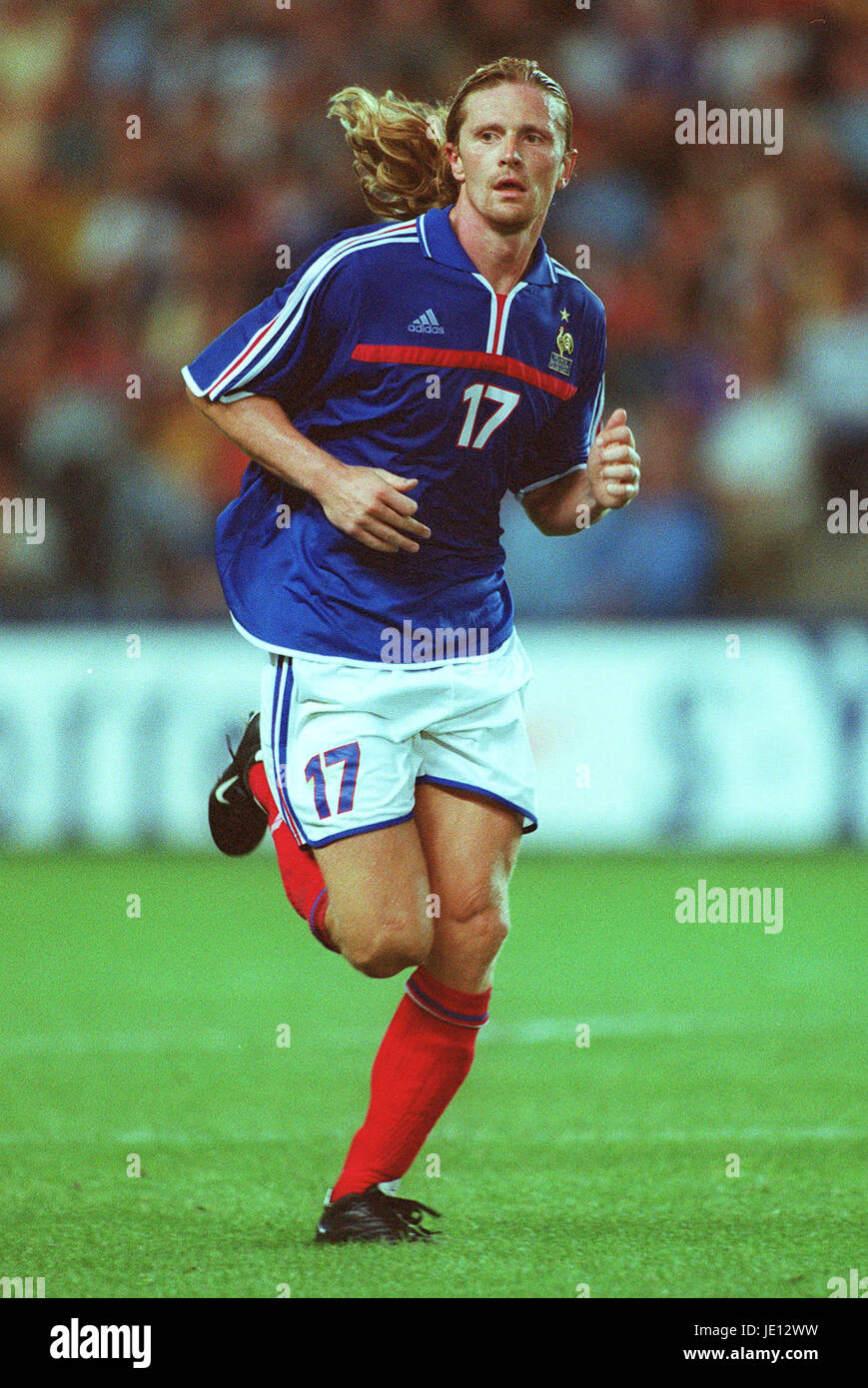 EMMANUEL PETIT FRANCE & CHELSEA FC STADE DE LA BEAUJOIRE NANTES FRANCE ...