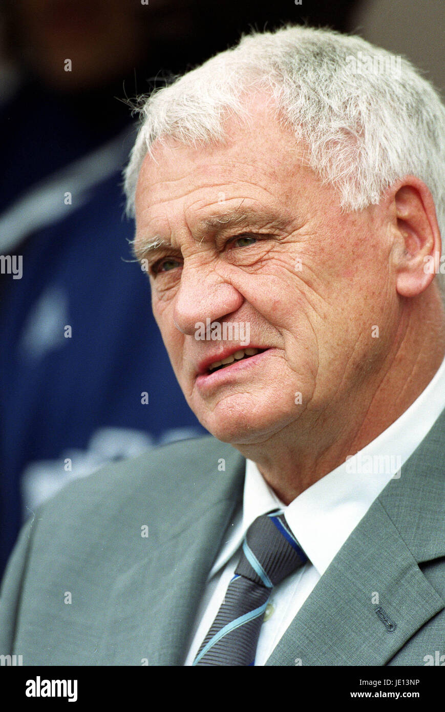 BOBBY ROBSON NEWCASTLE UNITED MANAGER NEWCASTLE ST JAMES PARK NEWCASTLE ...