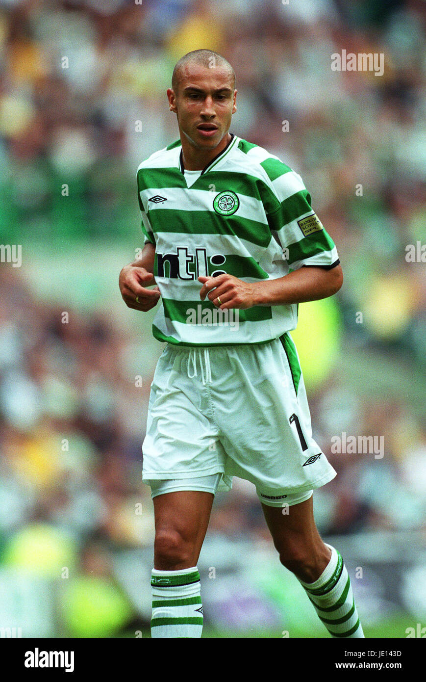 Henrik larsson celtic 2001 hi-res stock photography and images - Alamy