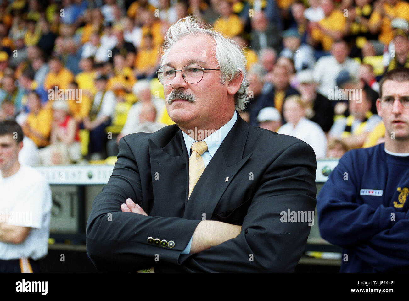 JIM LEISHMAN LIVINGSTON MANAGER LIVINGSTONE LIVINGSTONE SCOTLAND 30 ...