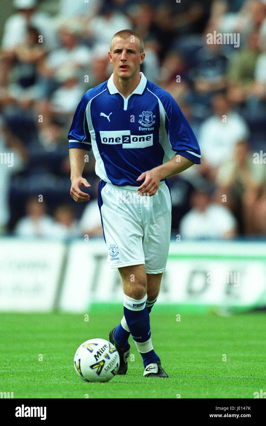 PETER CLARKE EVERTON FC PRESTON PRESTON V EVERTON 28 July 2001 Stock ...