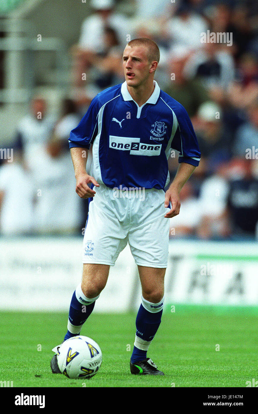 PETER CLARKE EVERTON FC PRESTON PRESTON V EVERTON 28 July 2001 Stock ...