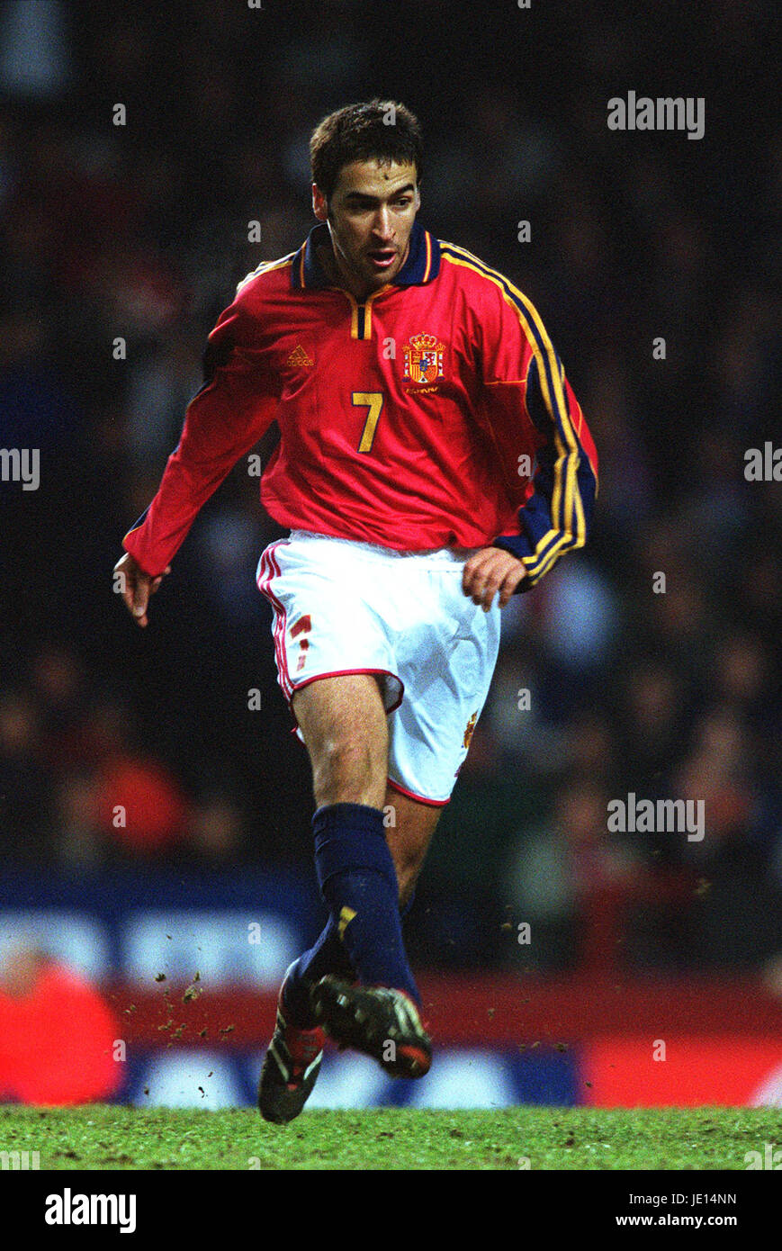 RAUL SPAIN & REAL MADRID VILLA PARK BIRMINGHAM 28 February 2001 Stock ...