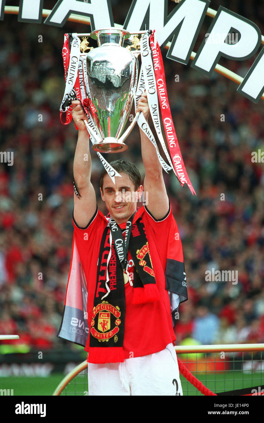 GARY NEVILLE MANCHESTER UNITED FC OLD TRAFFORD MANCHESTER ENGLAND 05 ...