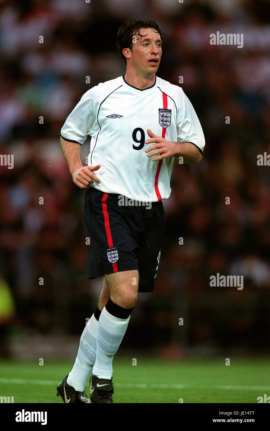 ROBBIE FOWLER ENGLAND & LIVERPOOL FC PRIDE PARK DERBY ENGLAND 25 May ...