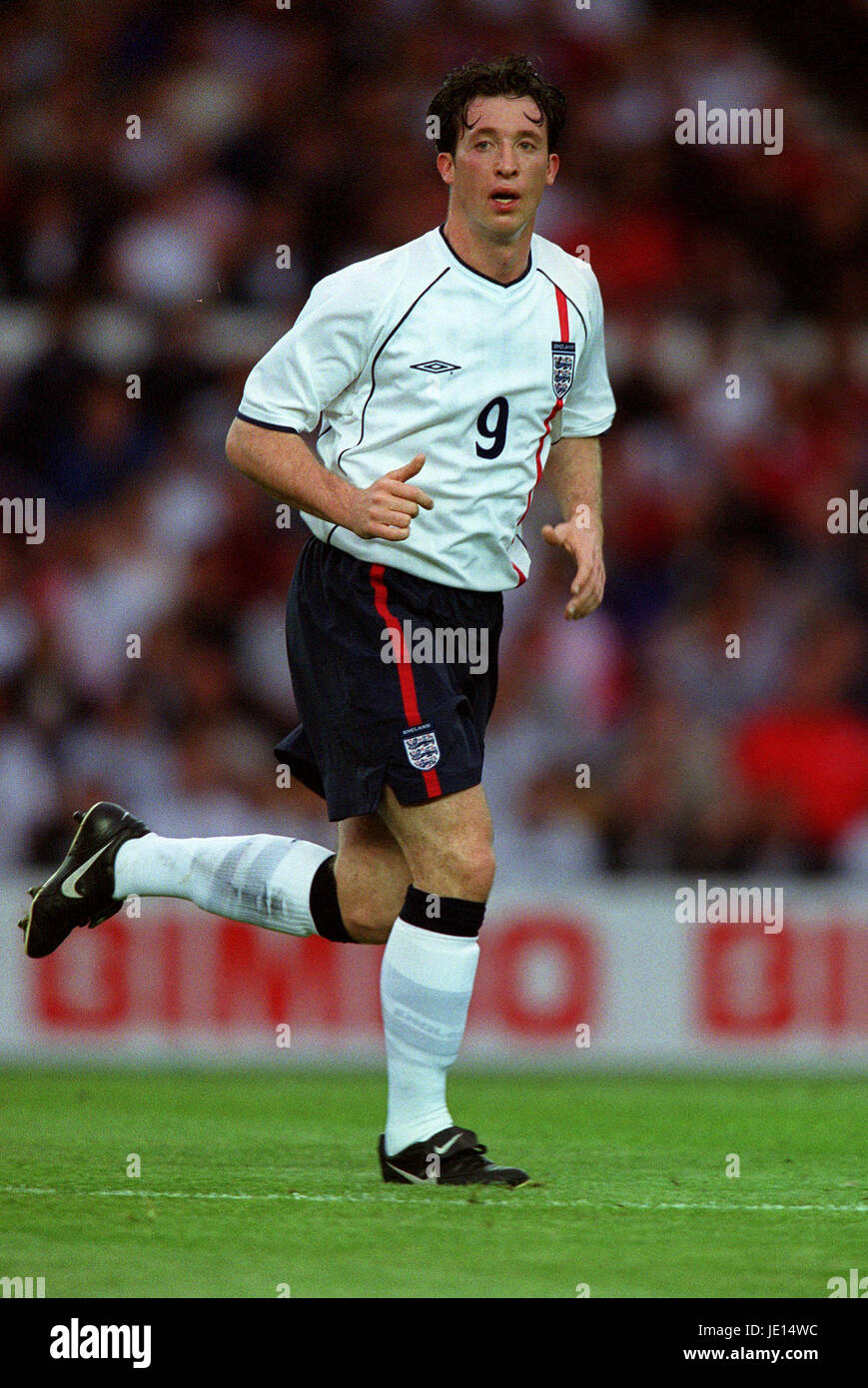 ROBBIE FOWLER ENGLAND & LIVERPOOL FC PRIDE PARK DERBY ENGLAND 25 May ...